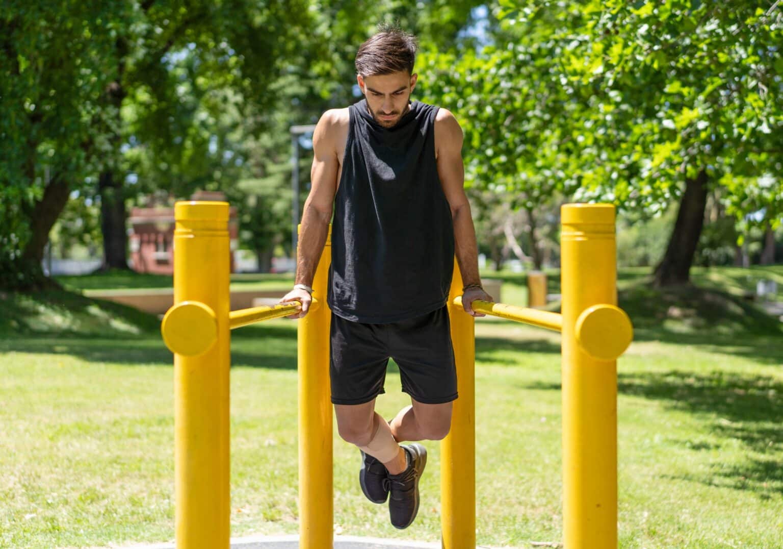 Dips musculation : le guide complet pour triceps et pectoraux - Projet ...